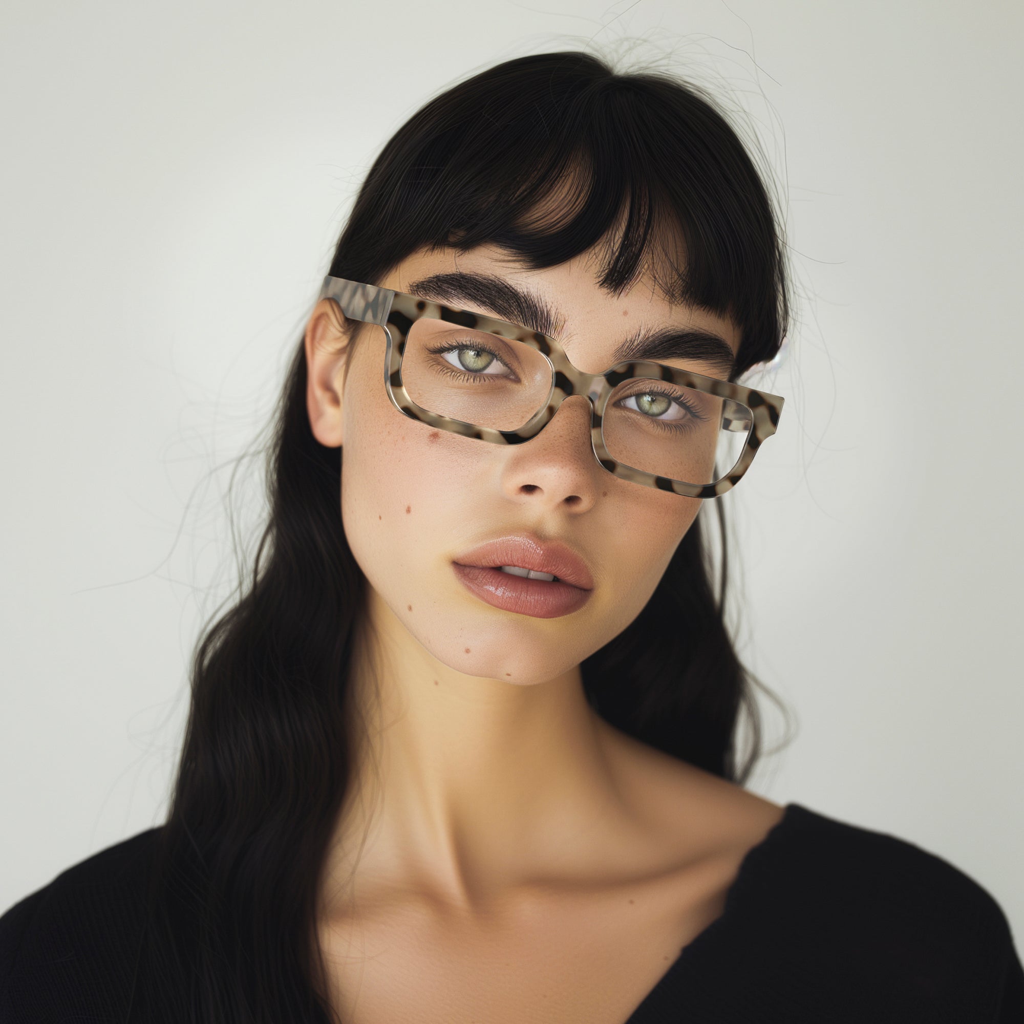 Icy reading glasses in gloss pale tortoiseshell – London Mole